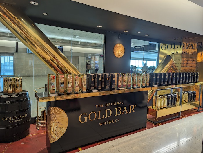 Gold Bar launches its first GTR exclusive whiskey with DFS | Duty Free ...